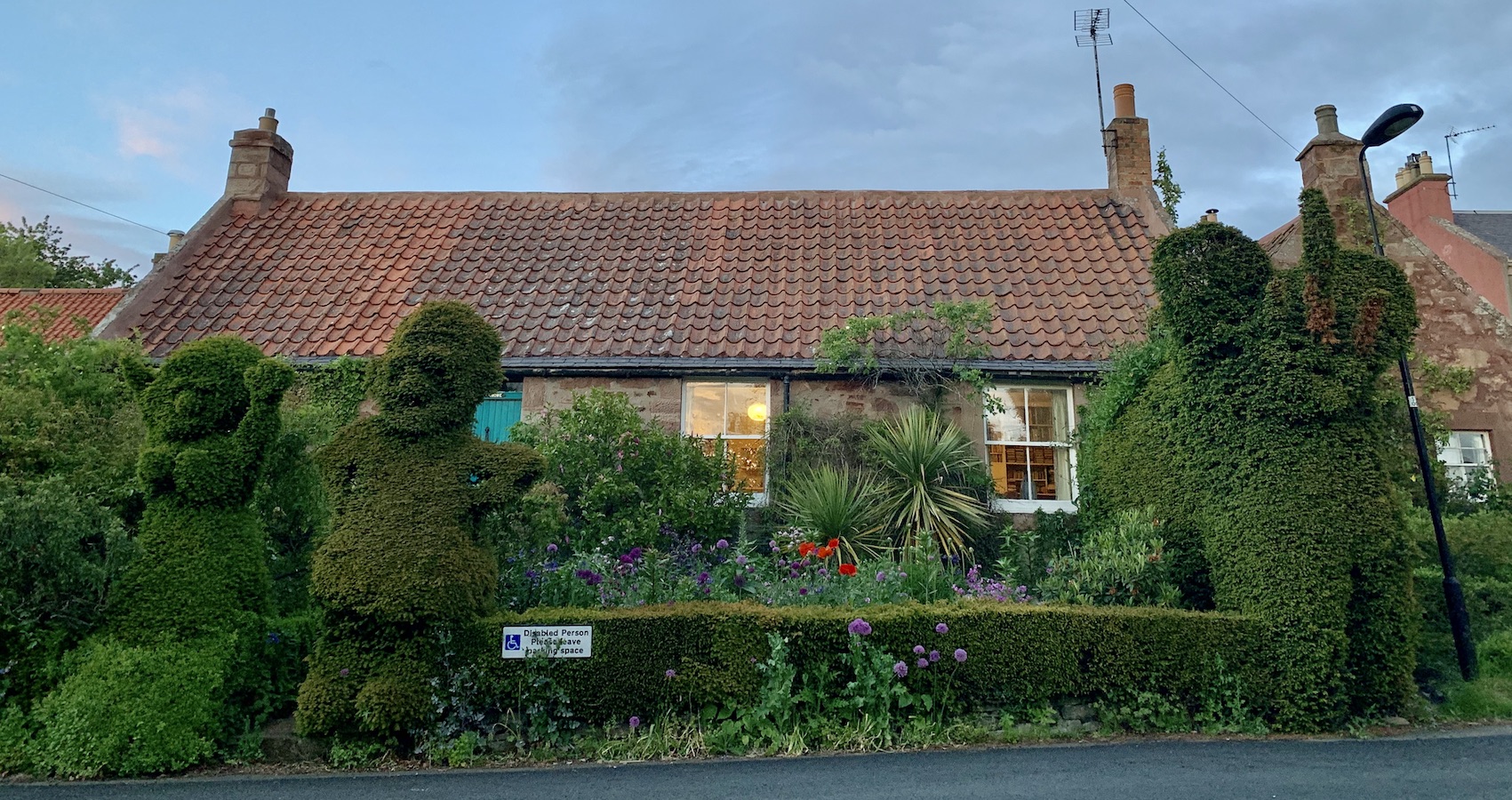 Travel Report: Stenton Village, East Lothian, Scotland. - Leighton Travels!