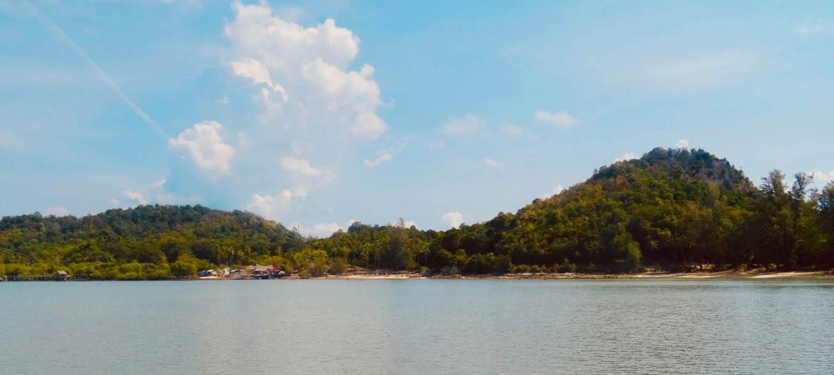 Sun and Serenity on Sibu Island, Malaysia. - Leighton Travels!