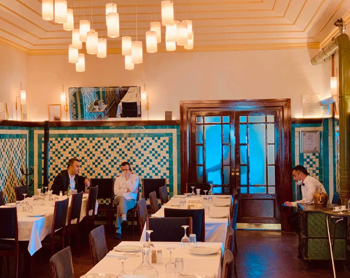 Delicious Delights at Pandeli Restaurant. - Leighton Travels!